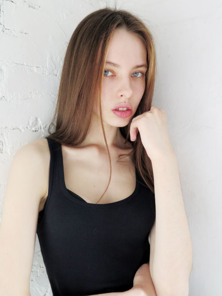 VIKA H. | 26 Models Milano